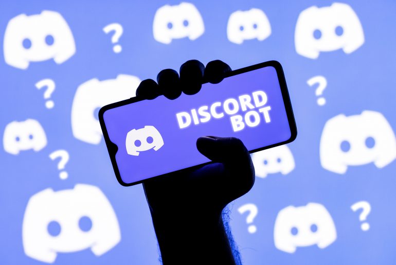 How to Use Bots in Discord - Guru Blog